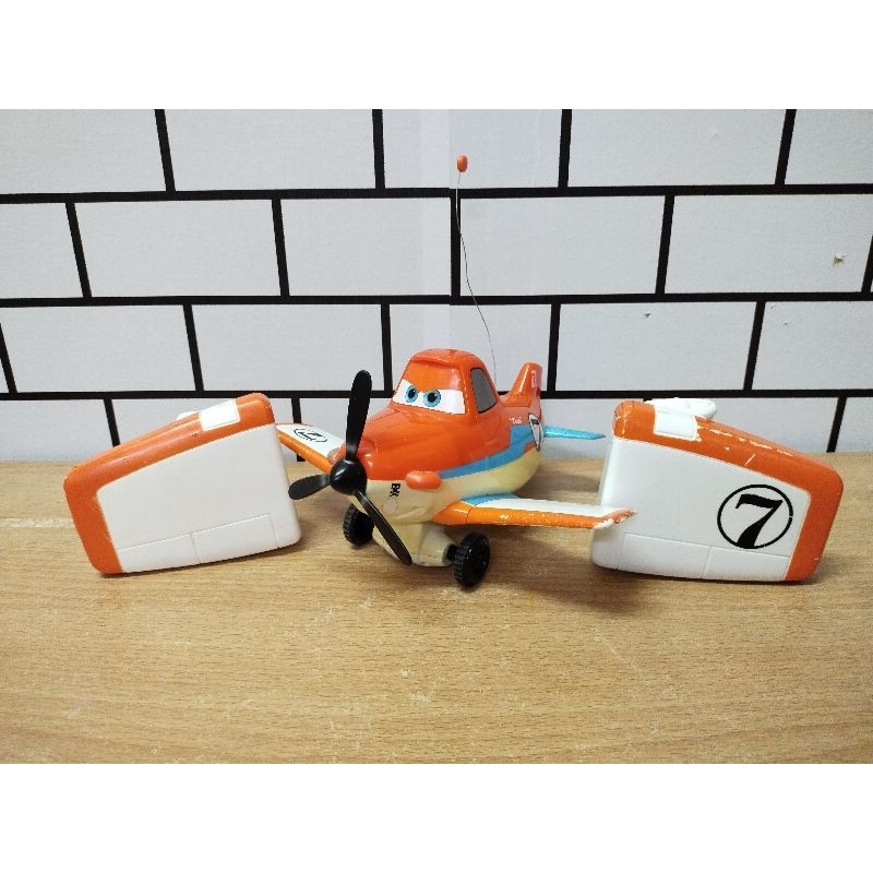 Mattel Disney Planes Wing Control Dusty Crophopper Radio Control Plane ...