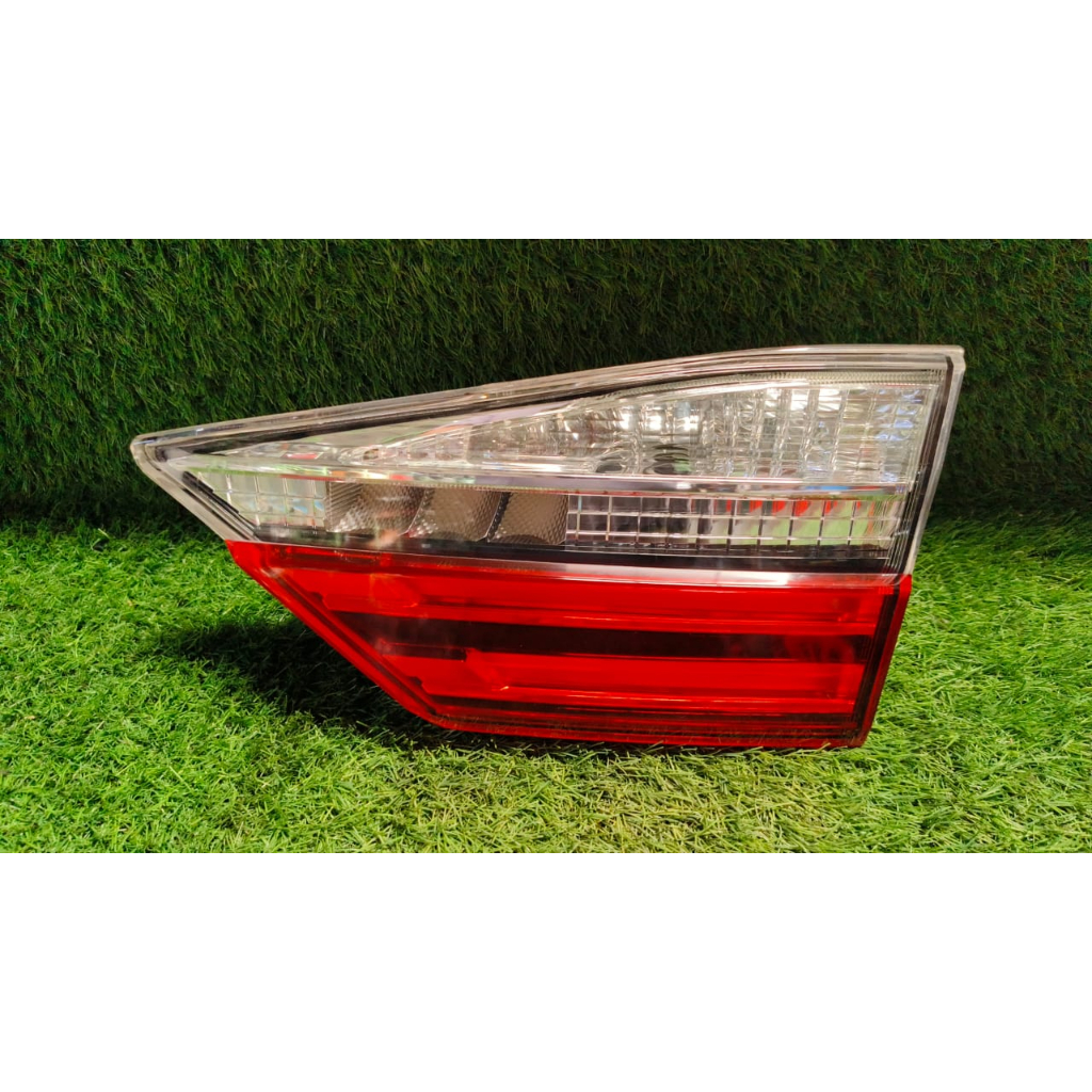 Lexus Es250 XV60 2016-2017 Rear Bonner Lamp Rh | Shopee Malaysia