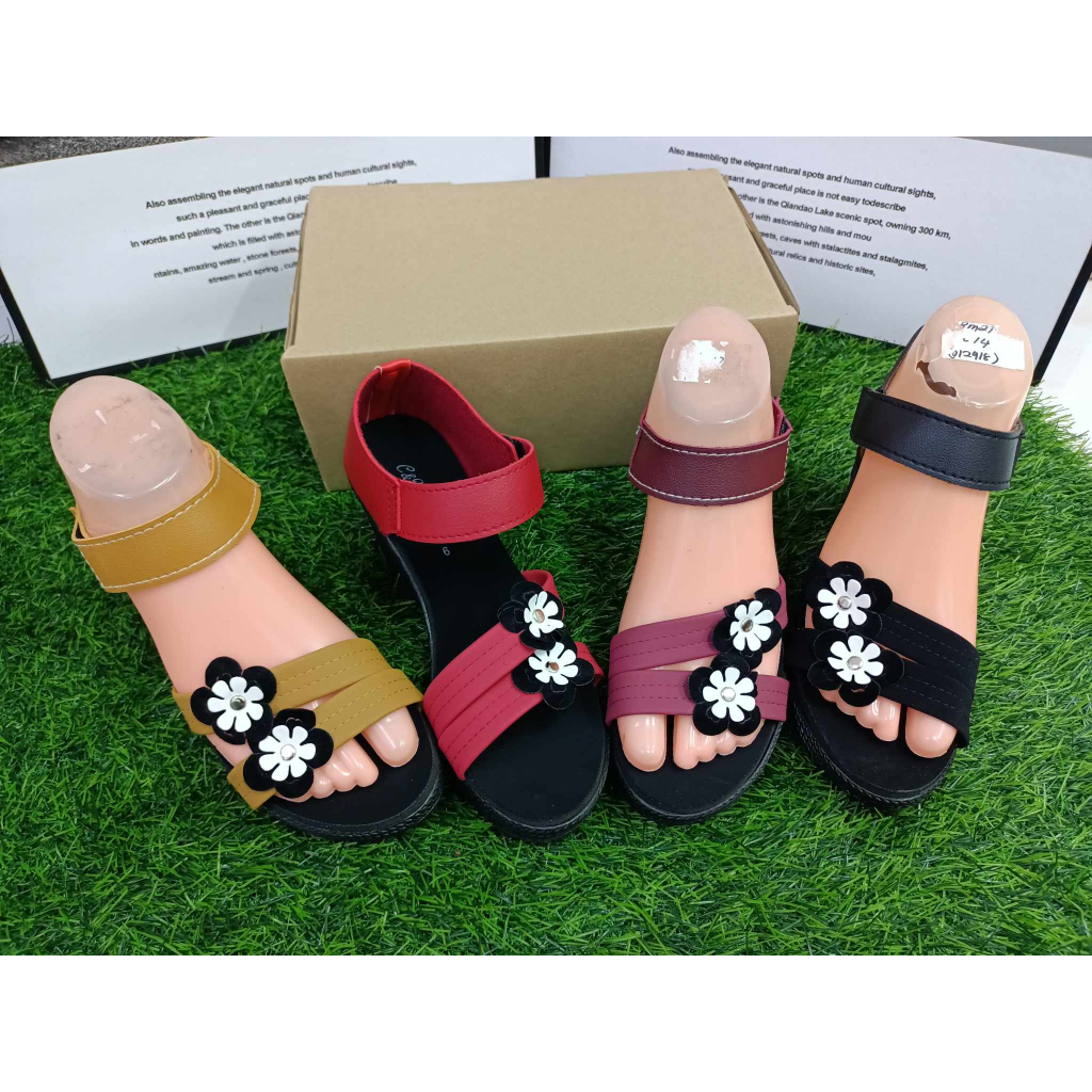 🔥NEW ARRIVAL🔥 Kasut Kiri Kanan Sandal Suede Block Wedge Heels Sandal ...