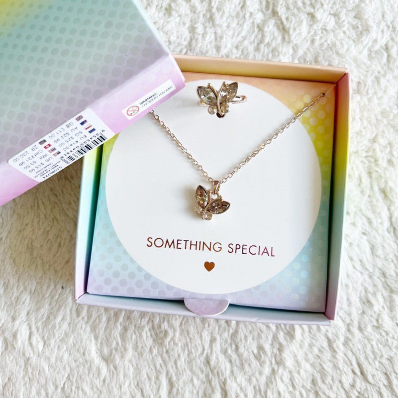 Lovisa Butterfly Necklace Ring Set in Gift Box | Rantai Leher Cincin 蝴蝶 ...