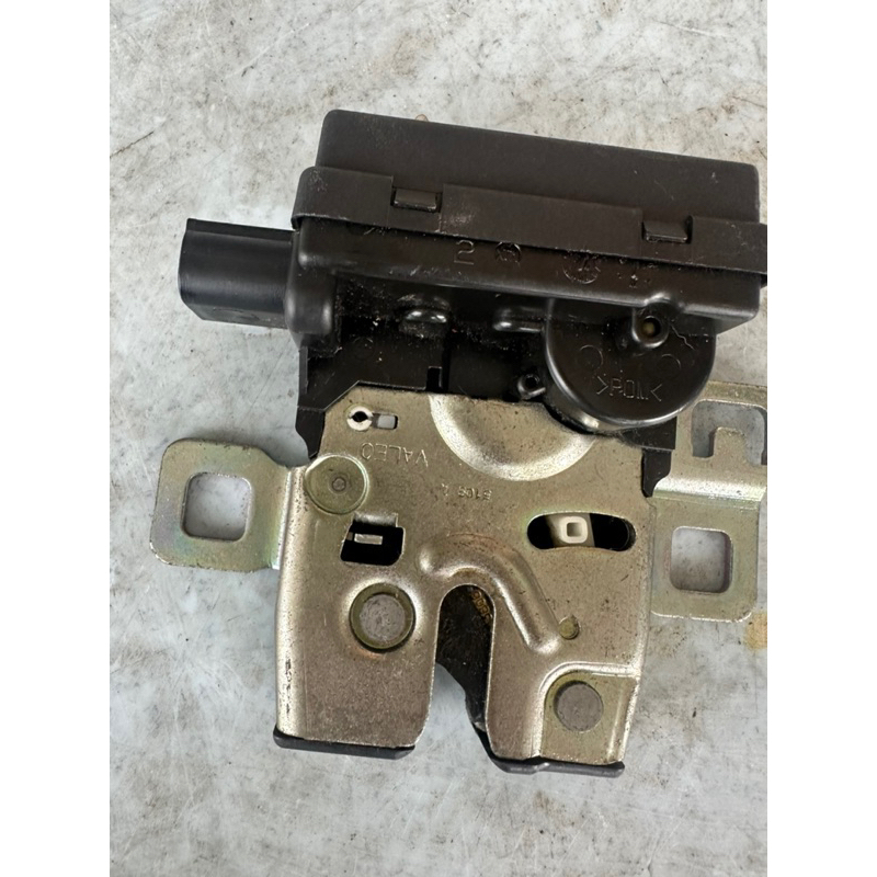 mini cooper s r56 rear bonet door latch lock | Shopee Malaysia