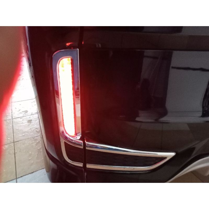 Honda Stepwgn RP Rear Bumper LED Reflector. | Shopee Malaysia