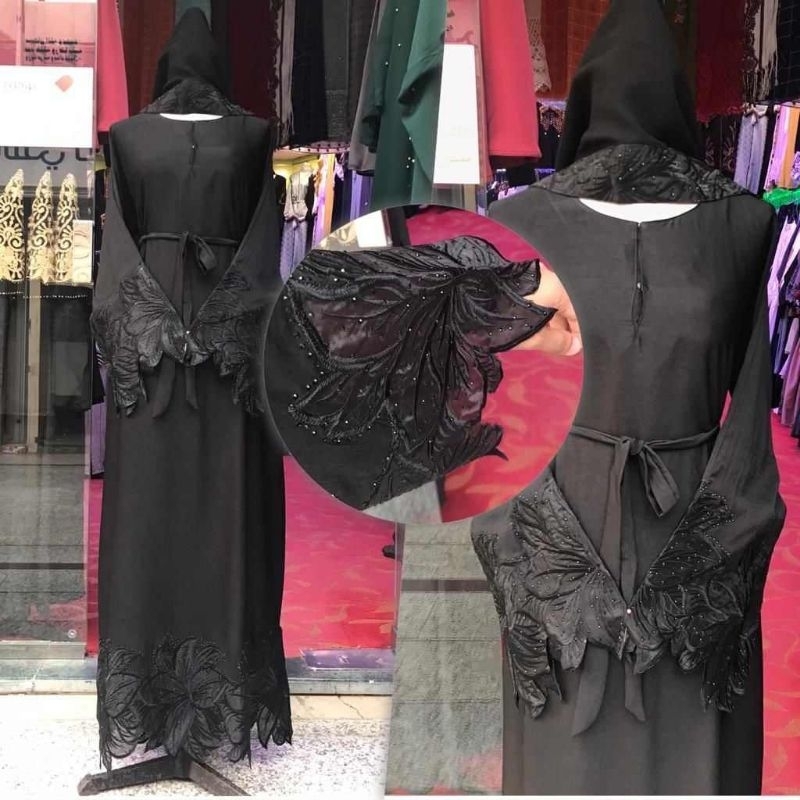 Jubah berbunga di lengan dan kaki Abaya dari Arab Saudi Dress makan ...