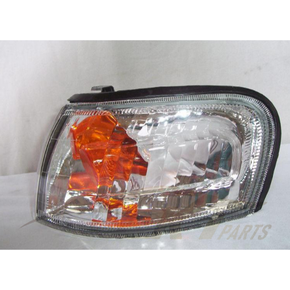NISSAN SENTRA B14 1999 YEAR PARKING CORNER LIGHT / SIGNAL ANGLE LAMP ...