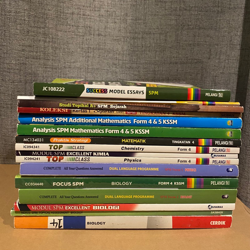 [二手参考书/Preloved Reference Book] SPM/Form4/Form5 Reference Book/Buku ...