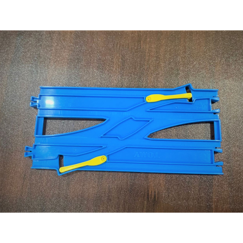 (PRELOVED) TAKARA TOMY PLARAIL DOUBLE AND THREE WAY RAIL TRACK | Shopee ...