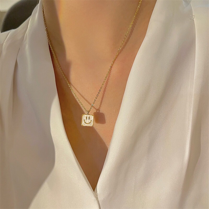 C.FASHION Women Necklace Smiley Face Emoji Pendant Simple Aesthetic ...