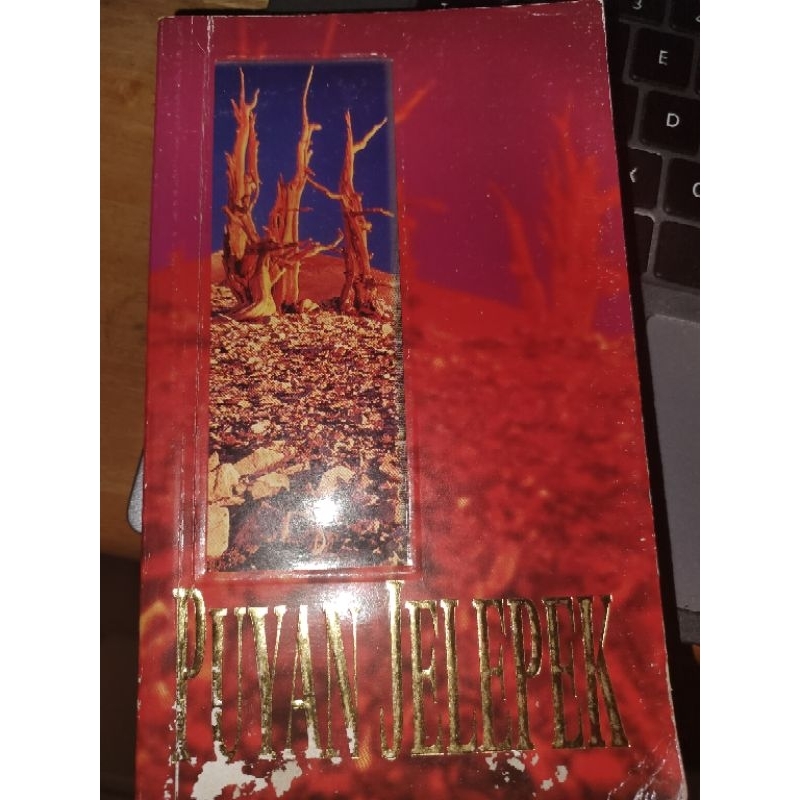 Antologi Cerpen (preloved): Puyan Jelepek (utusan) | Shopee Malaysia