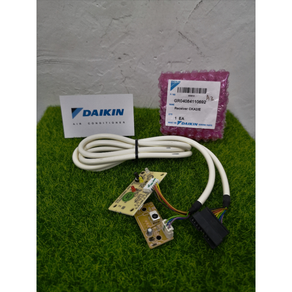 DAIKIN Air Cond IR Receiver YCK - A2/E | Shopee Malaysia