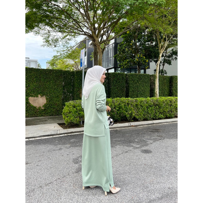 DEROSESHOP ️ DIANDRA IRONLESS SET | Shopee Malaysia