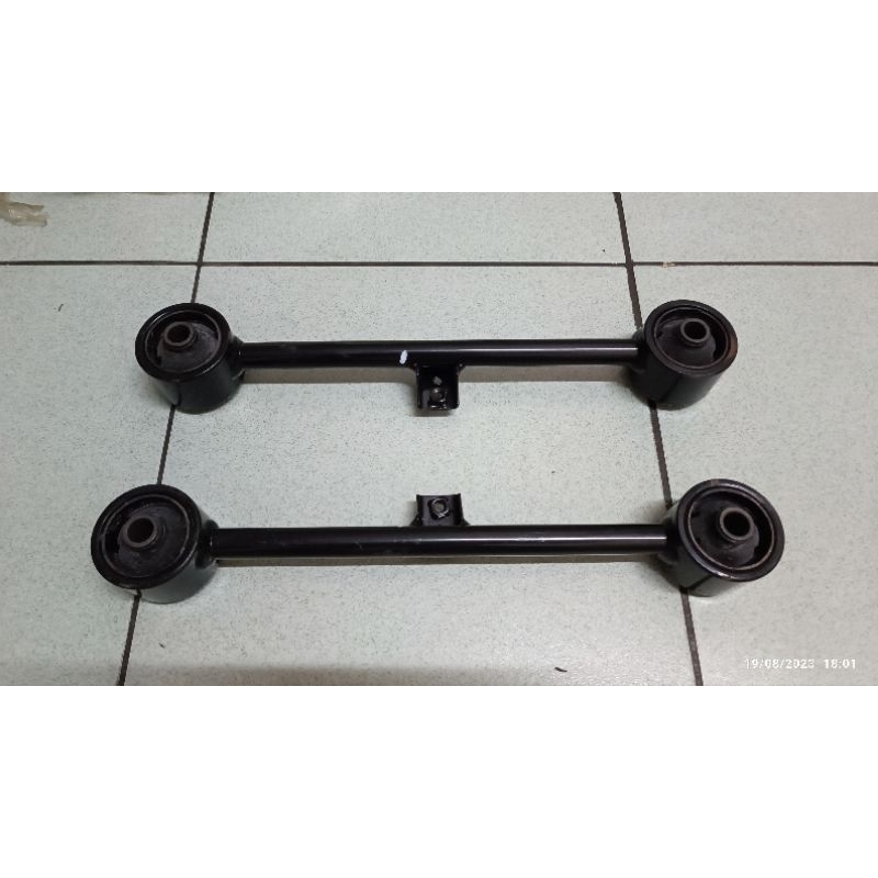 Perodua Kembara lower arm pendek Belakang aka tulang anjing | Shopee ...
