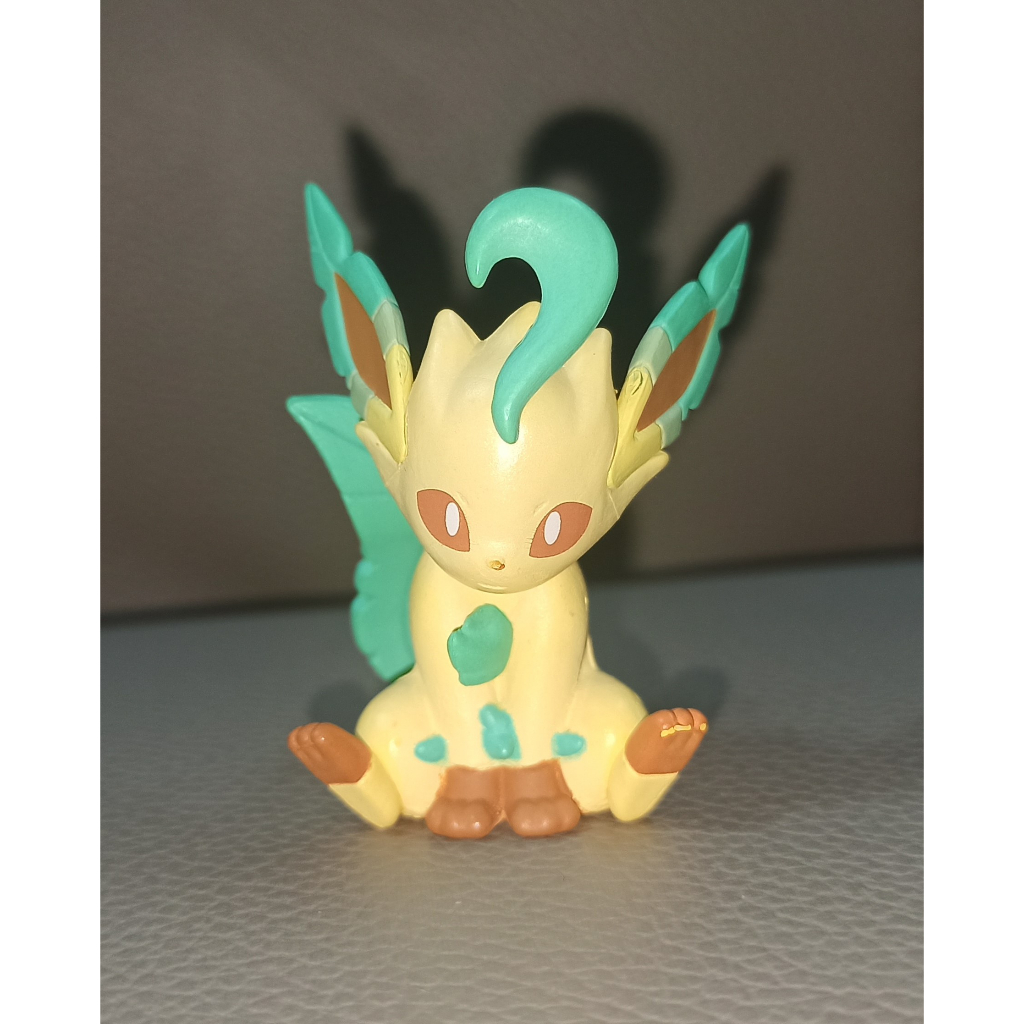 Eevee Leafeon from Pokemon Gacha Gemries 4 Ring Holder Gem | Shopee ...