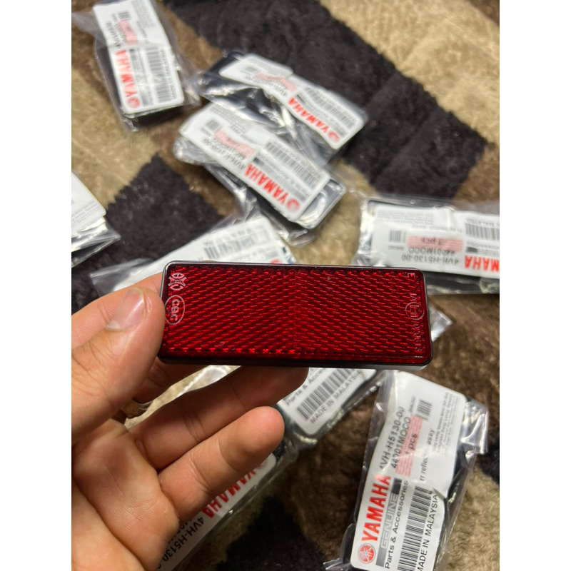 ORIGINAL HLY💯🔥 REFLECTOR RED RXZ&125ZR&Y110 (YAMAHA) | Shopee Malaysia