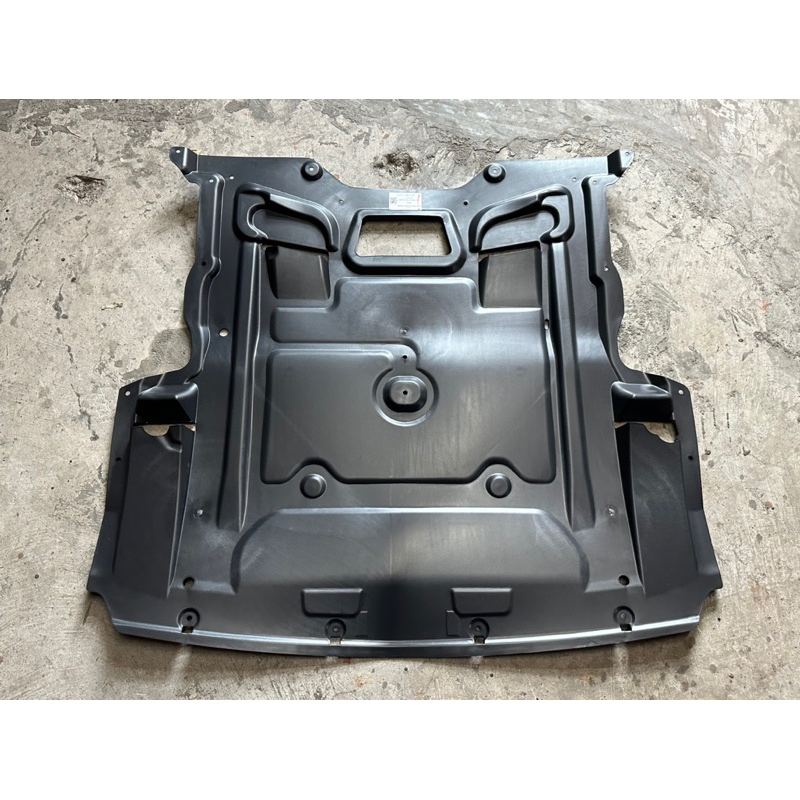 BMW F10 Engine Undercarriage Lower Cover | Shopee Malaysia