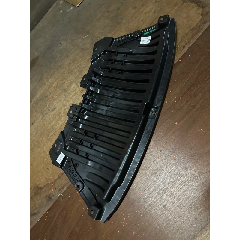 Mercedes W213 AMG Engine Undercarriage Lower Cover | Shopee Malaysia