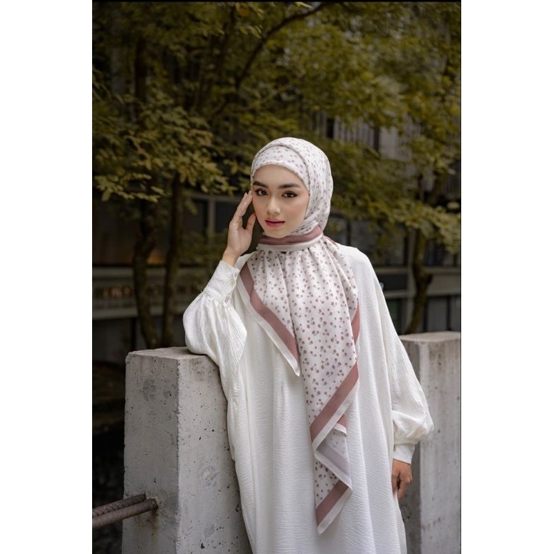 KHIRA Tudung Square Hijab - Tiny Daisy | Shopee Malaysia