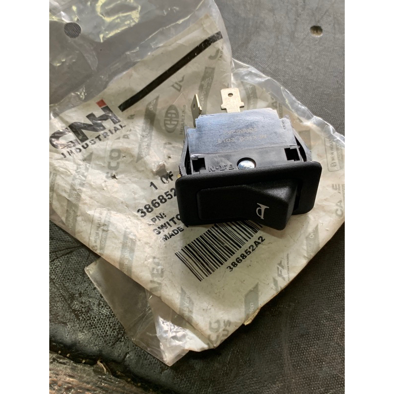 SWITCH HORN ORI CASE 580 BACKHOE LOADER | Shopee Malaysia