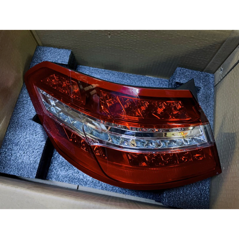 Mercedes W212 Rear Tail Lamp | Shopee Malaysia