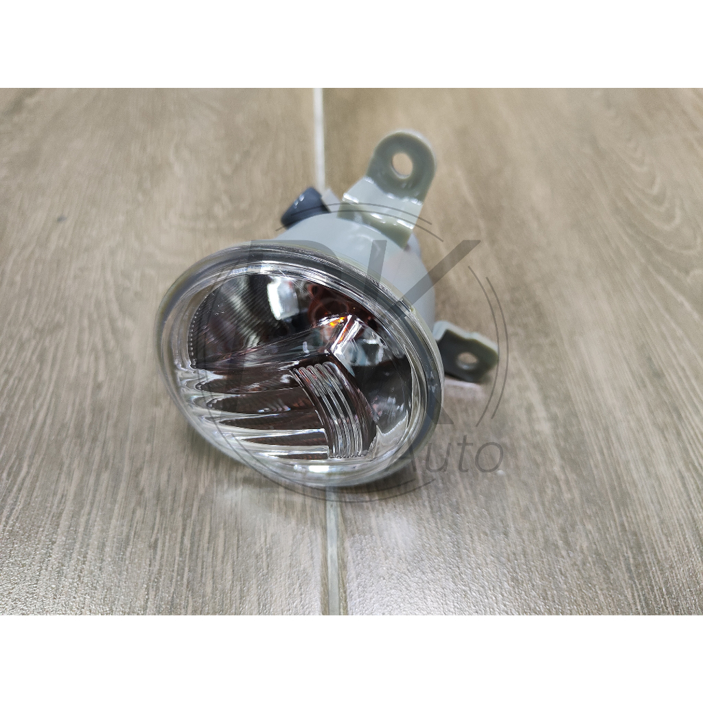 (OEM QUALITY) ISUZU DMAX RG1 2021 FRONT BUMPER SIGNAL LAMP | Shopee ...