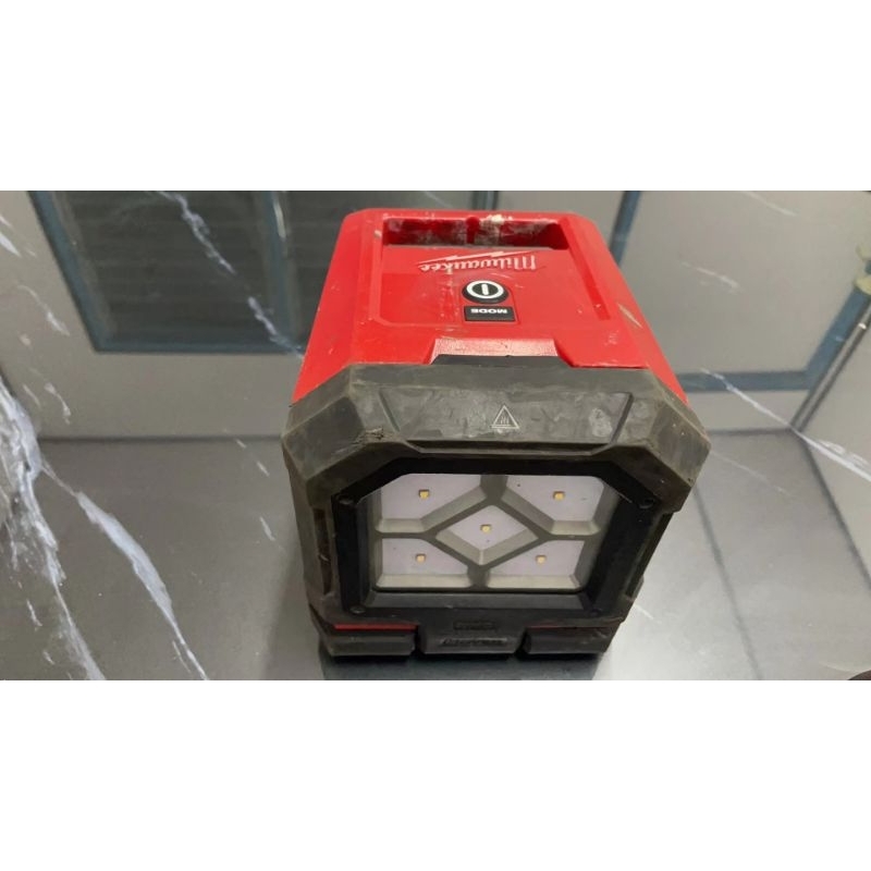 milwaukee 2365 led light(second hand) | Shopee Malaysia