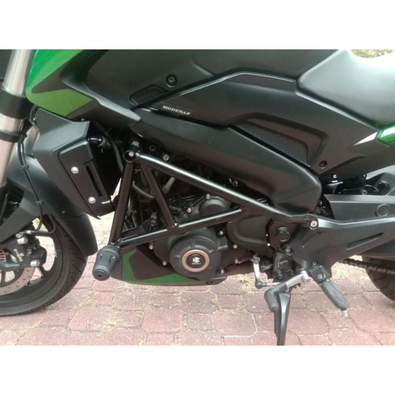 crash bar engine guard modenas dominar d400 custom Ducati style with ...