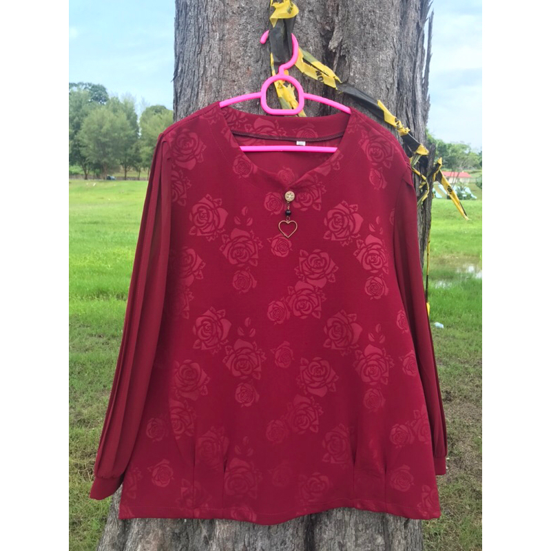 BLOUSE MERAH PRELOVED ( Saiz L ) | Shopee Malaysia