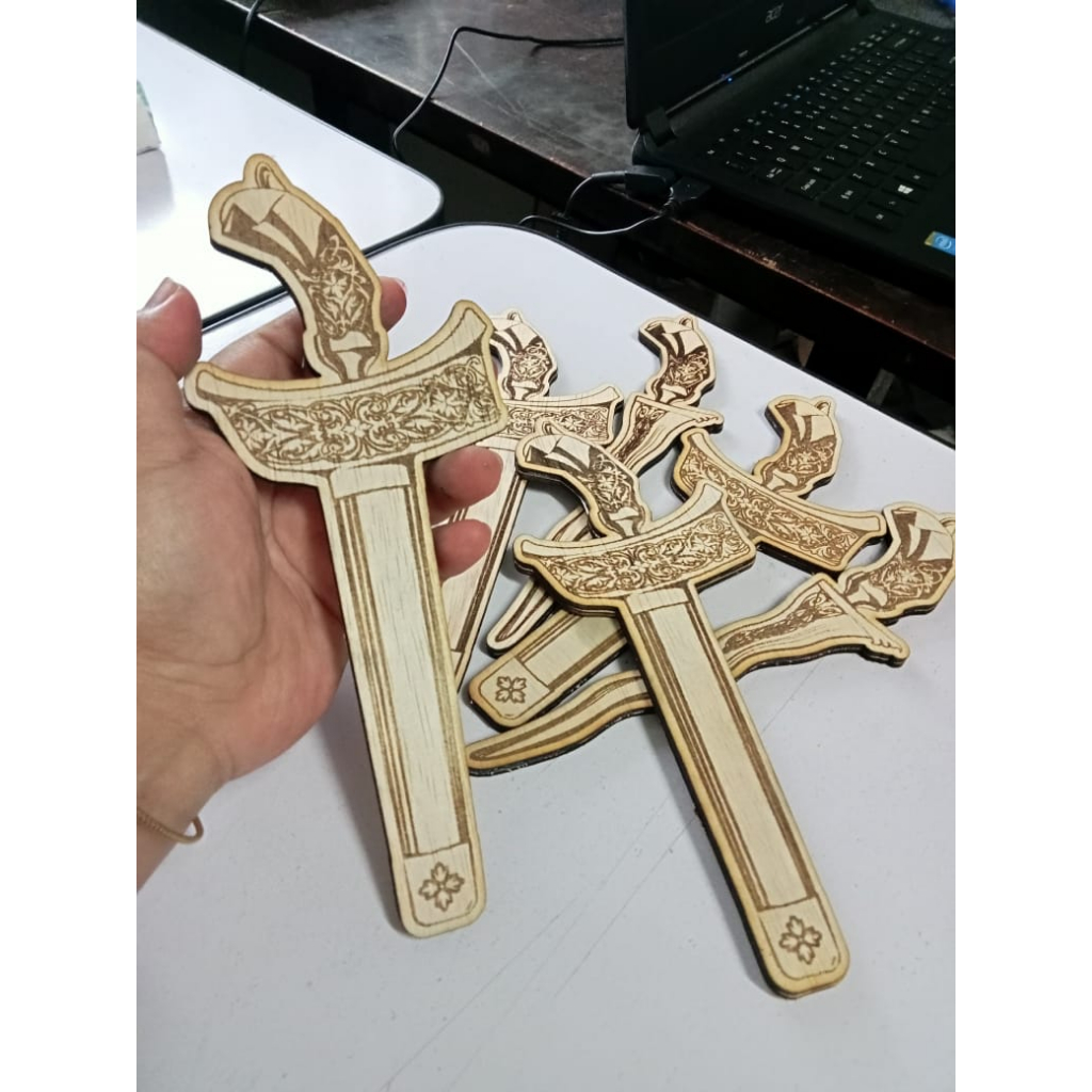 REPLIKA KERIS PROP HARI MERDEKA KANAK-KANAK (ORDER SEBELUM JAM 4PTG ...