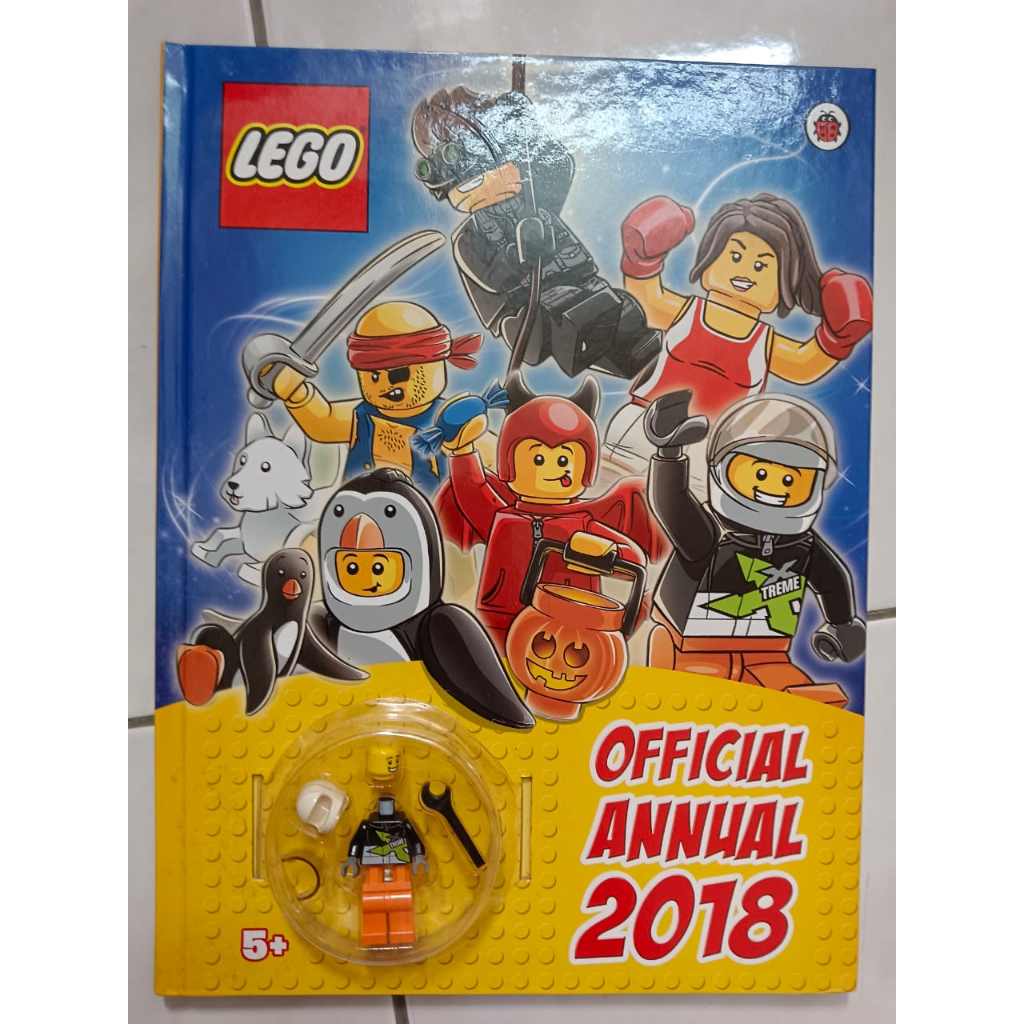 LEGO Official Annual 2018 (Comics) (with minifigure) | Shopee Malaysia