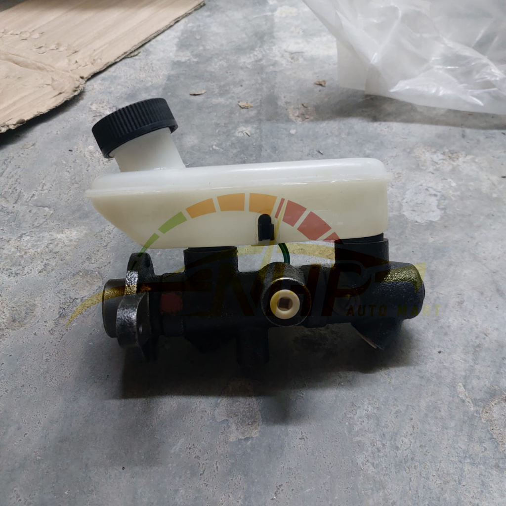 OEM FORD MAXI E1400 E1800 BRAKE MASTER PUMP (PETROL) ST30-43-400 ...