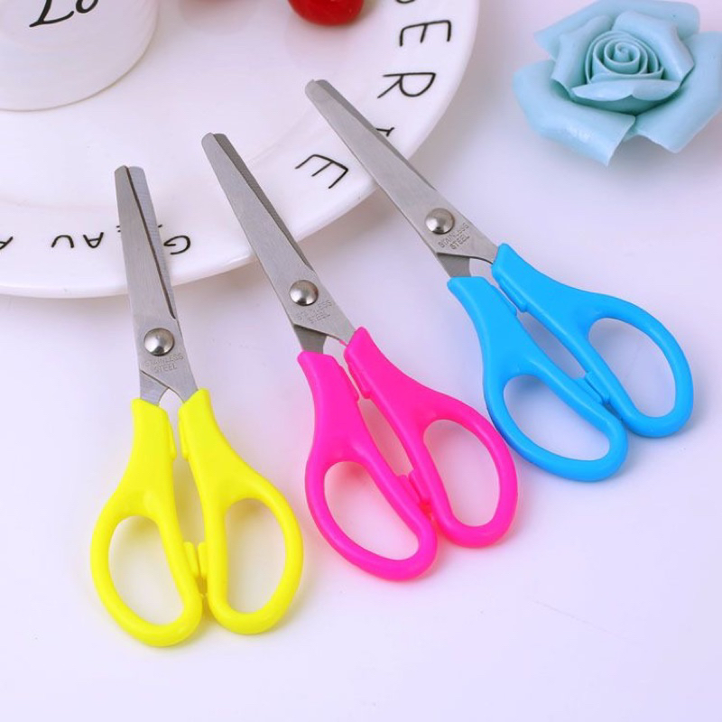 [Mamalove] ️ 5” Safety Scissor for Children and Students | Shopee Malaysia