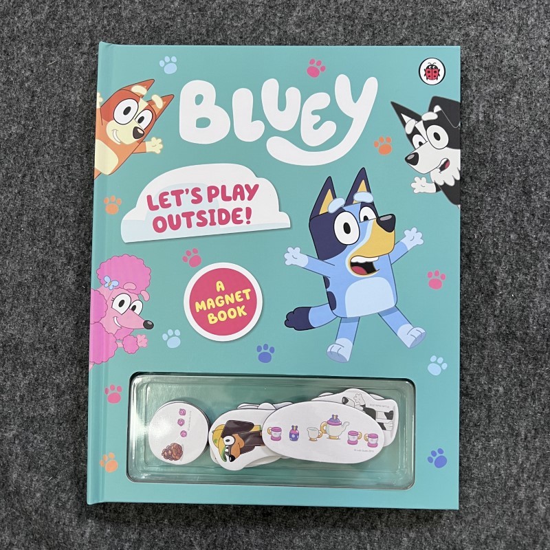 Bluey: Let's Play Outside!: A Magnet Book | Children book | Activity ...