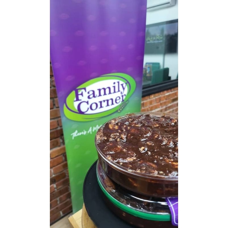 KEK BATIK MOIST ORIGINAL FAMILY CORNER [450GRAM] | Shopee Malaysia