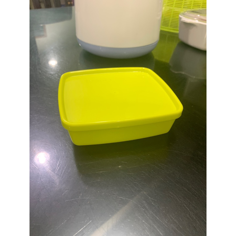 Tupperware Oren shollow square 250ml(1)limited | Shopee Malaysia