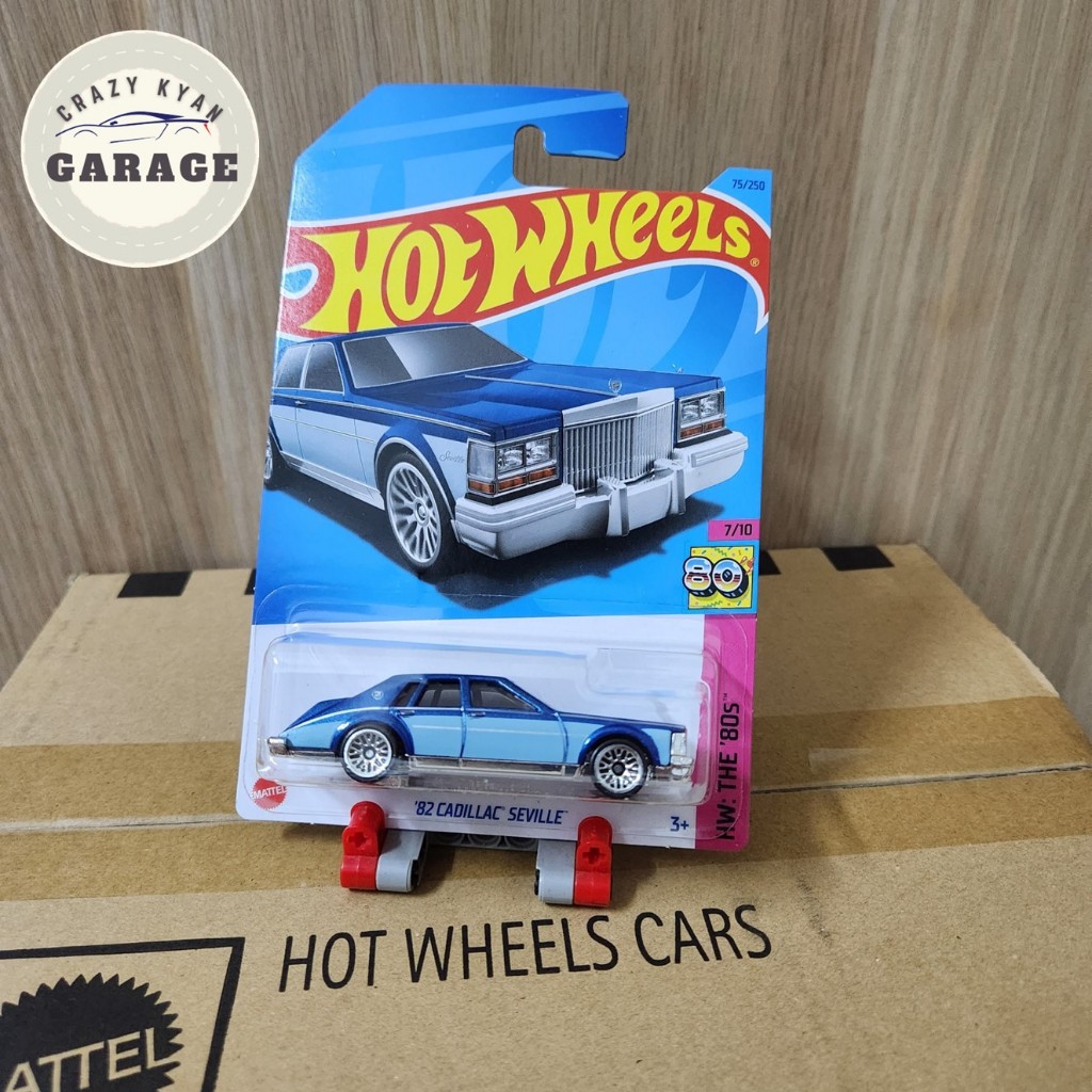 Hot Wheels 82 Cadillac Seville Blue Diecast Toys Car for Boys ...