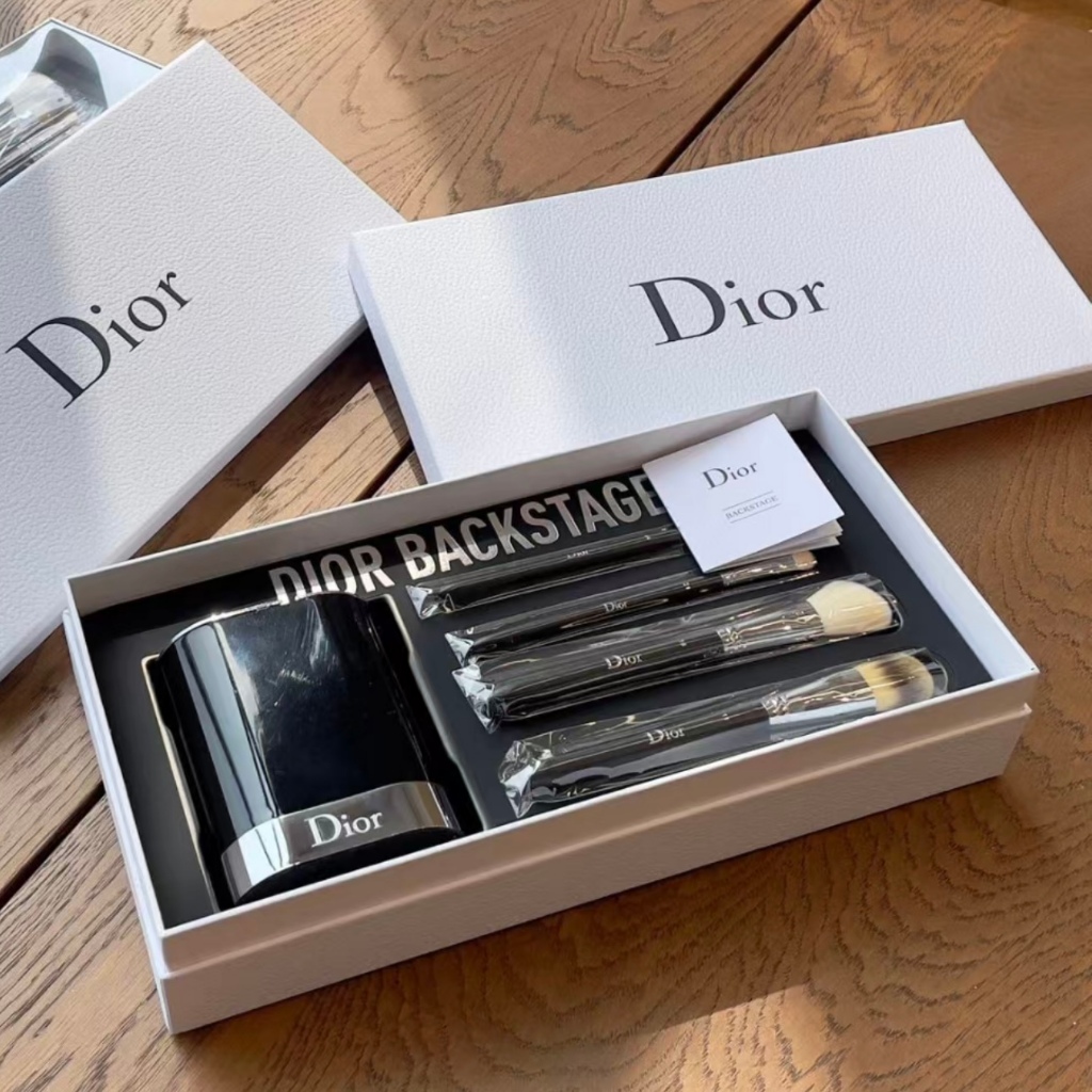 Dior VIP GIFT 4pcs Backstage Makeup Brush Set *(Free Holder) FOUNDATION ...