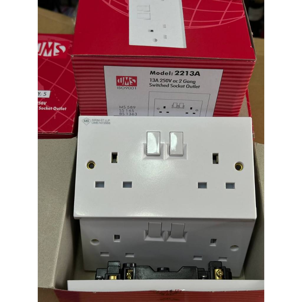 SWITCH| UMS 2Gang 13A Socket Plug Tahan Panas Double Plug SIRIM ...