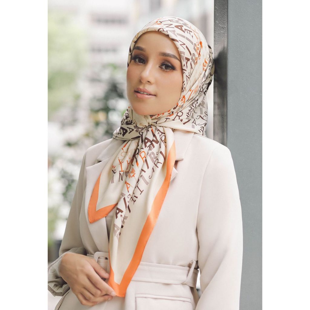 ARIANI SQUARE - BREAKAWAY | Shopee Malaysia