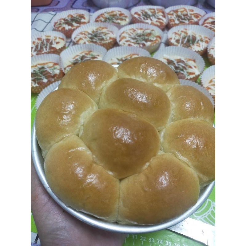 sweet bun roti manis kosong (roti fresh) | Shopee Malaysia