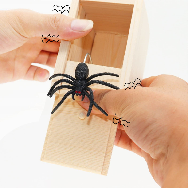 SPIDER Box Prank Toys Mainan Labah-Labah Prank Terkejutkan Orang Wooden ...