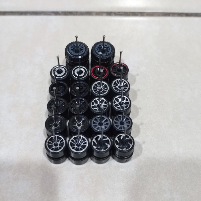 Hot Wheels Tayar Plastik Lot XX | Shopee Malaysia