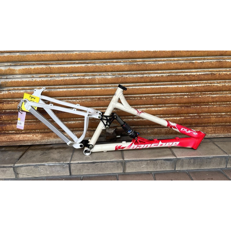 Banshee Pyre alloy full suspension with Fox Float. 26in wheel. color is ...