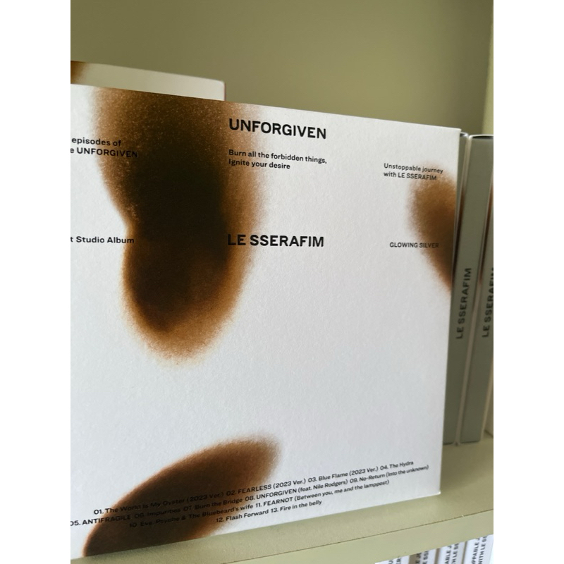 Le Sserafim Unforgiven Albums Miyawaki Sakura Kim Chaewon Huh Yunjin ...