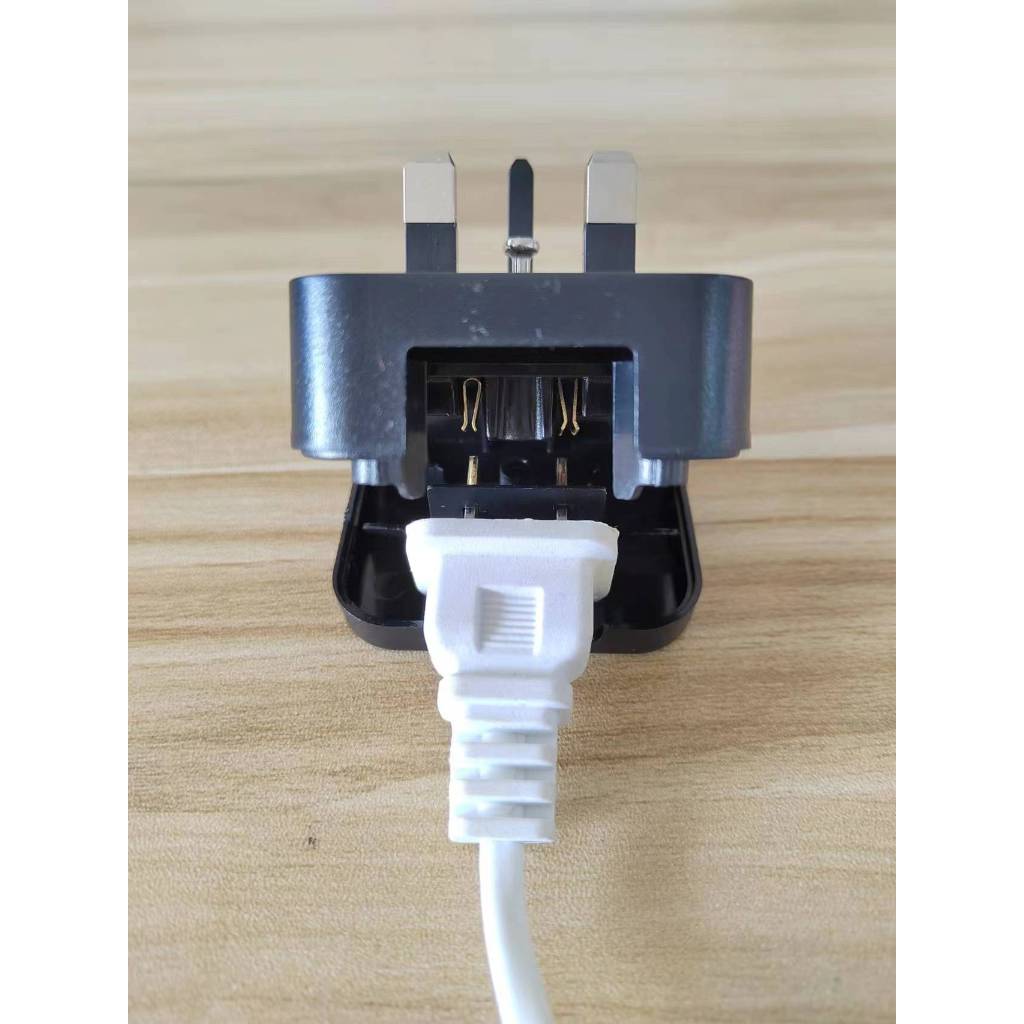2flat pin to 3 pins Socket adaptor convertor with Safety Fuse | Shopee ...