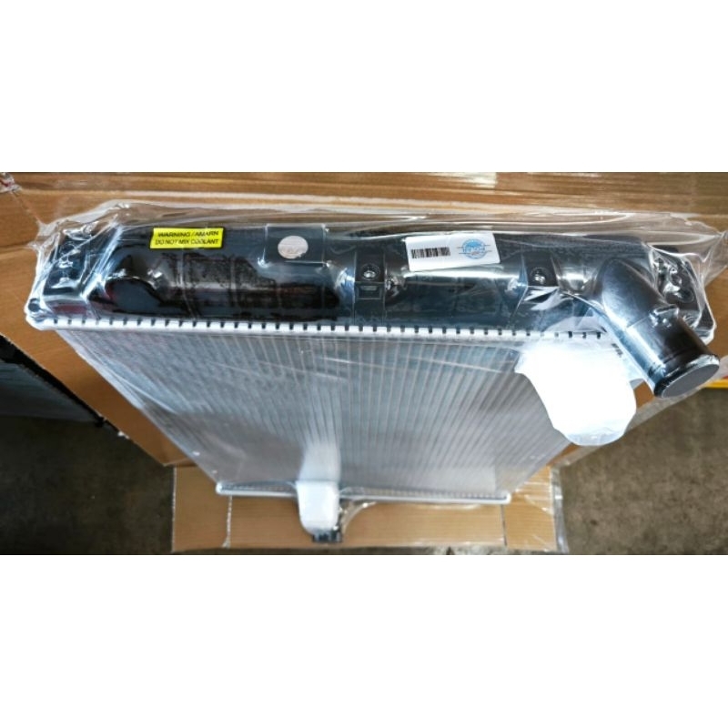 Hino 300 WU300 W04D Radiator tangki air High quality 48mm | Shopee Malaysia