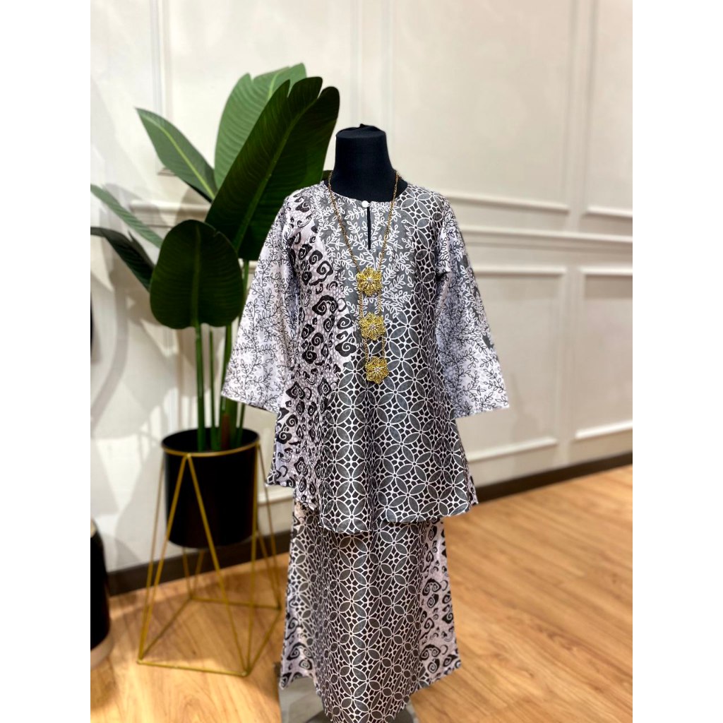 KURUNG RIAU KHALEEDA [KIDS] (SEDONDON RAYA) - CORAK RANDOM | Shopee ...