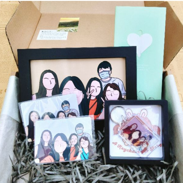 [GIFT BOX/礼物，礼盒] Customized Portrait Photo Frame Giftbox 客制化相框手绘 ...