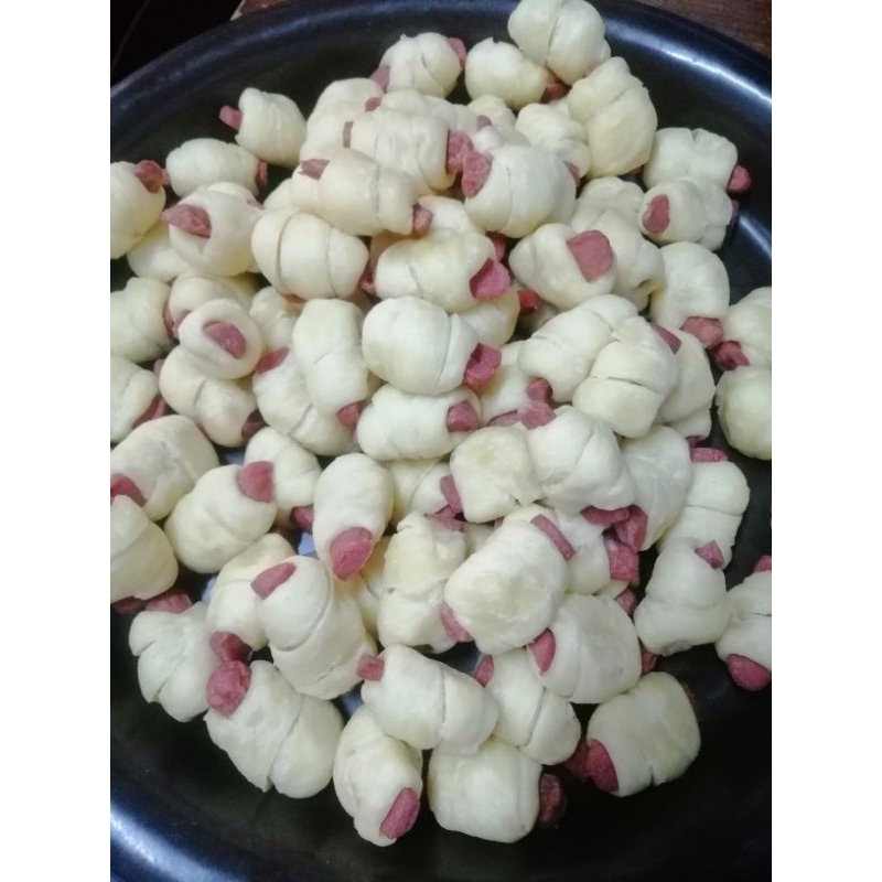 kuih frozen Donut,sosej roll dan kuih pau inti kacang selambak | Shopee ...