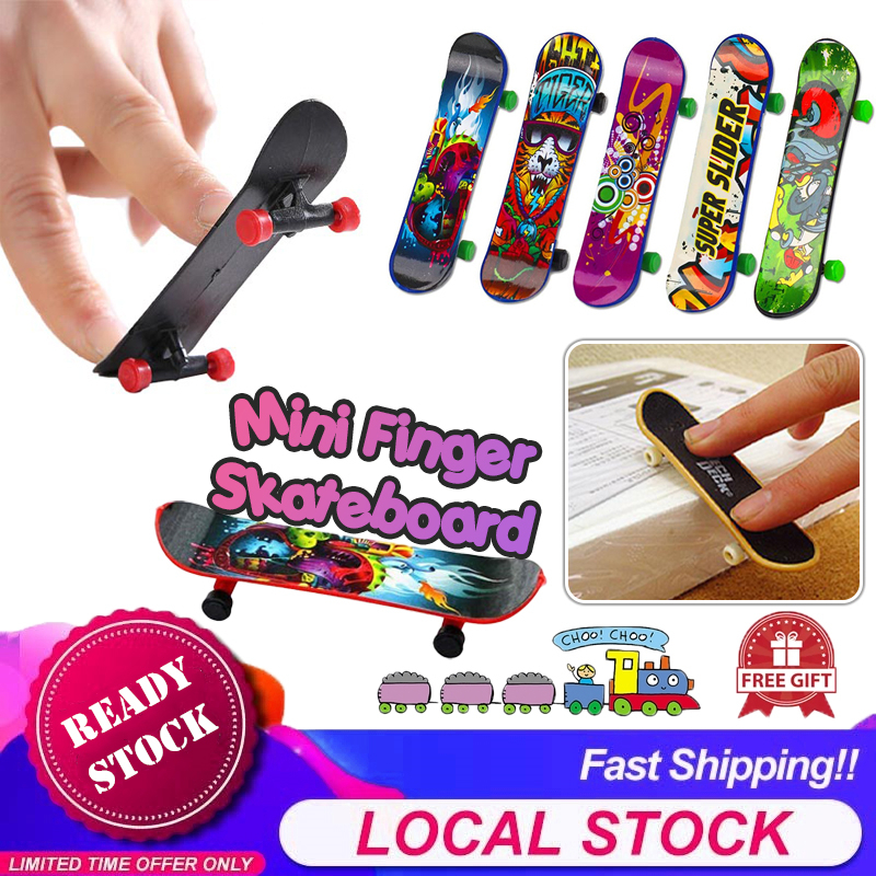 [Choo Choo Toy] Mini Finger Skateboard Fingerboard Finger Scooter Skate ...