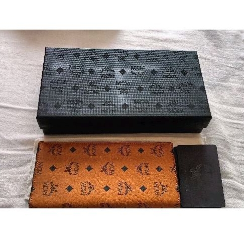 MCM Long Wallet Men(PreLoved) | Shopee Malaysia