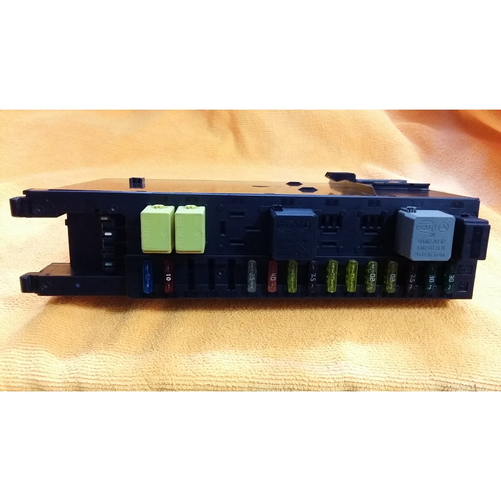 Mercedes C Class W203 Rear SAM Relay Fuse Box 003 545 5101 (Used ...